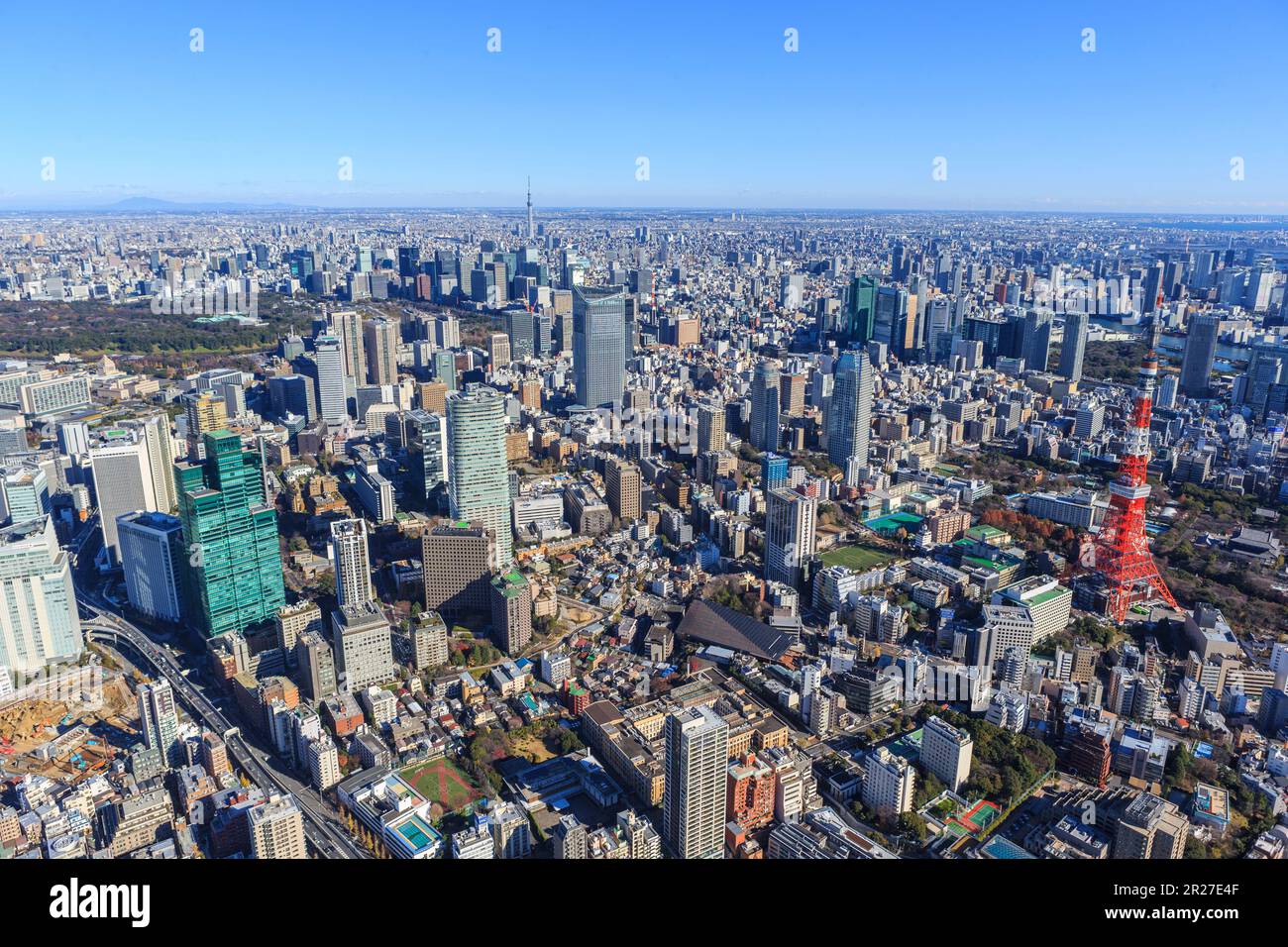 Imperial palace tokyo above hi-res stock photography and images - Alamy