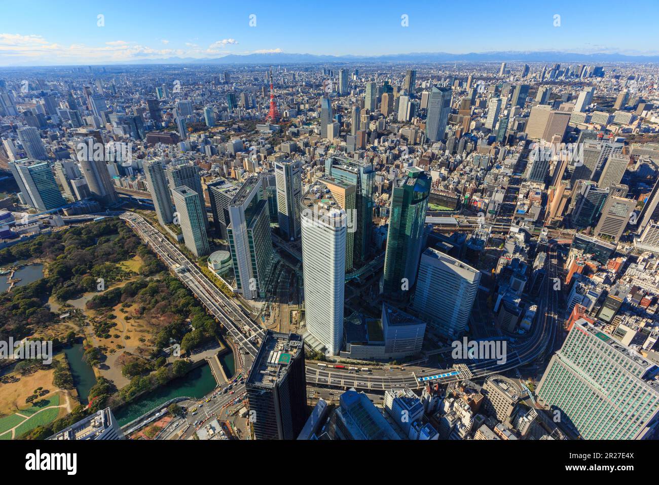 Buildings in Shiodome, Tokyo Tower, and Mount Fuji as seen from the sky ...