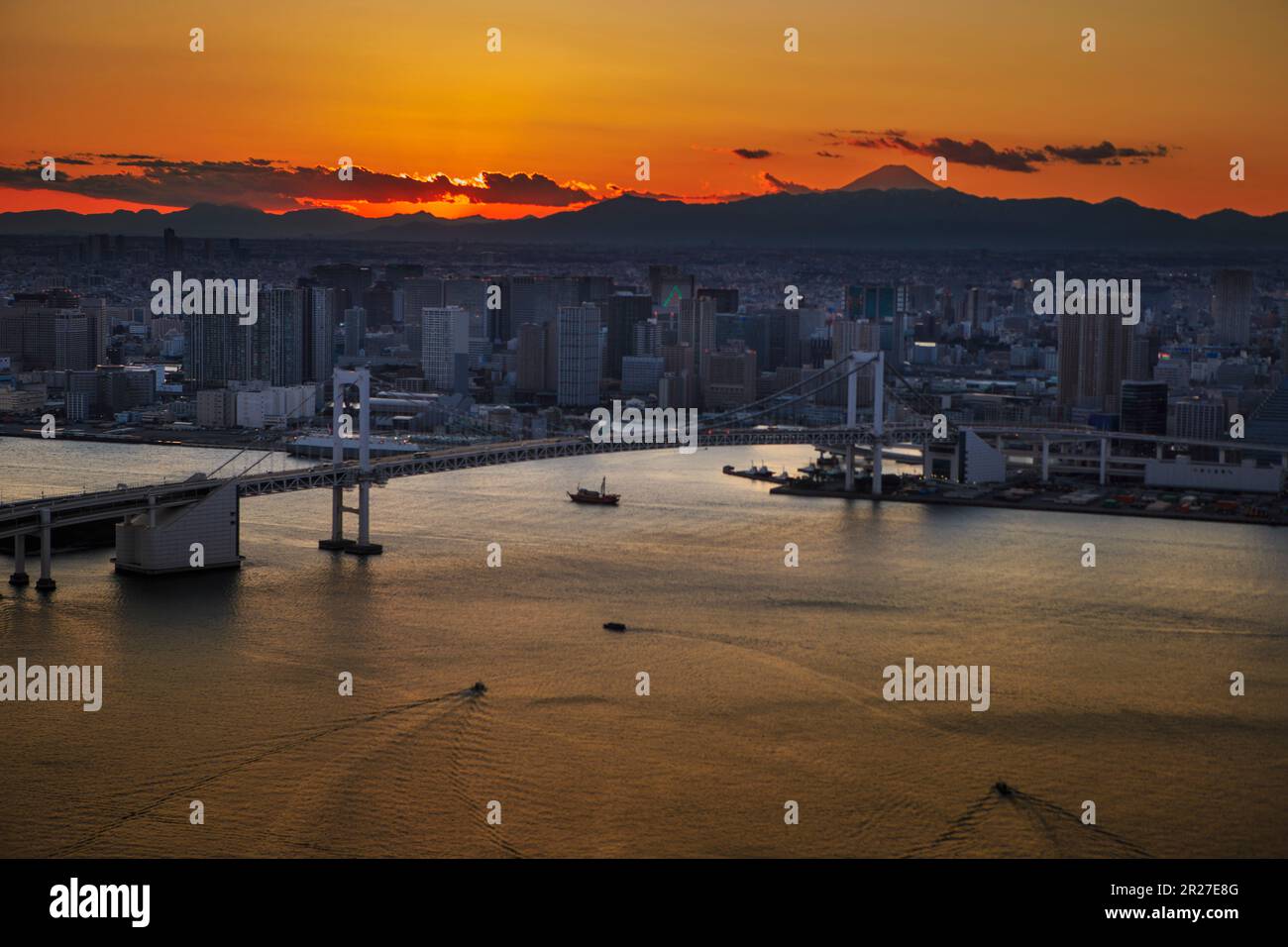 Evening view of Rainbow Bridge and Mt. Fuji Stock Photo - Alamy