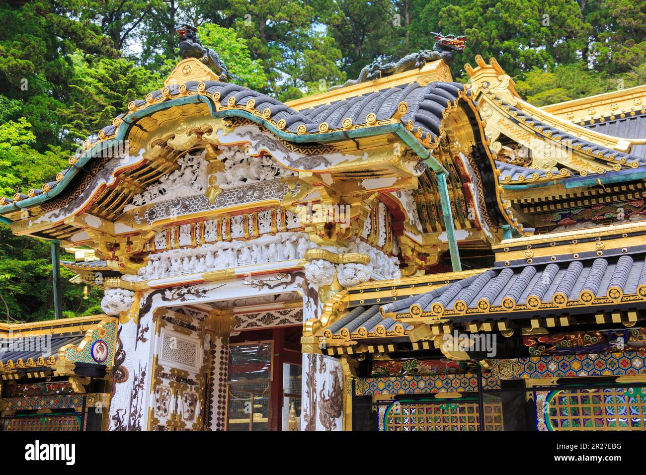 Karamon (large gate with a karahafu gable Stock Photo - Alamy