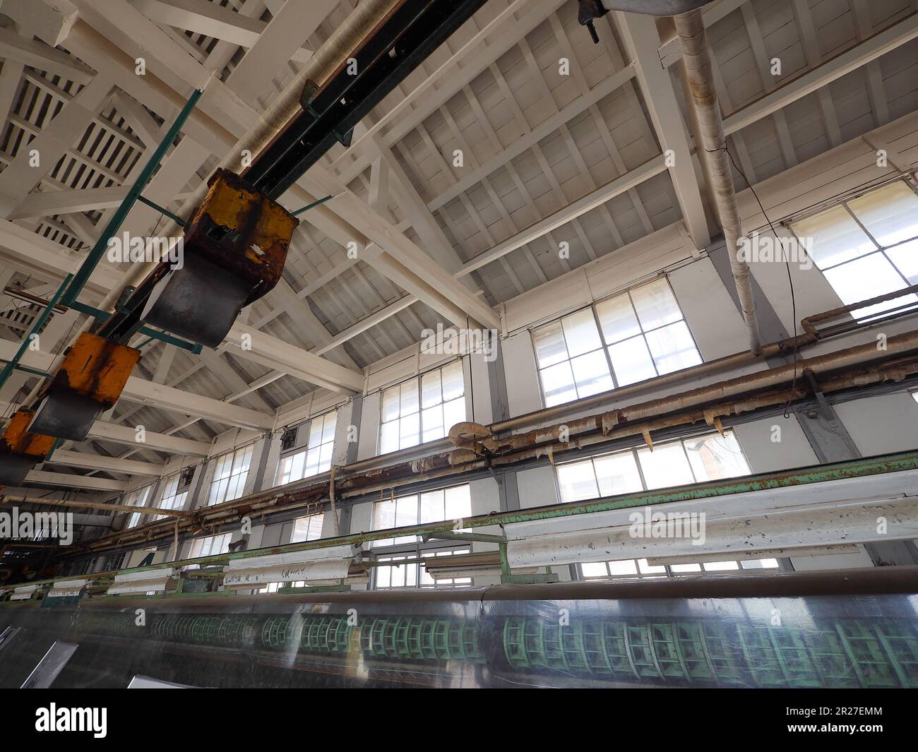 Interior of silk reeling mill of Tomioka Silk Mill Stock Photo - Alamy