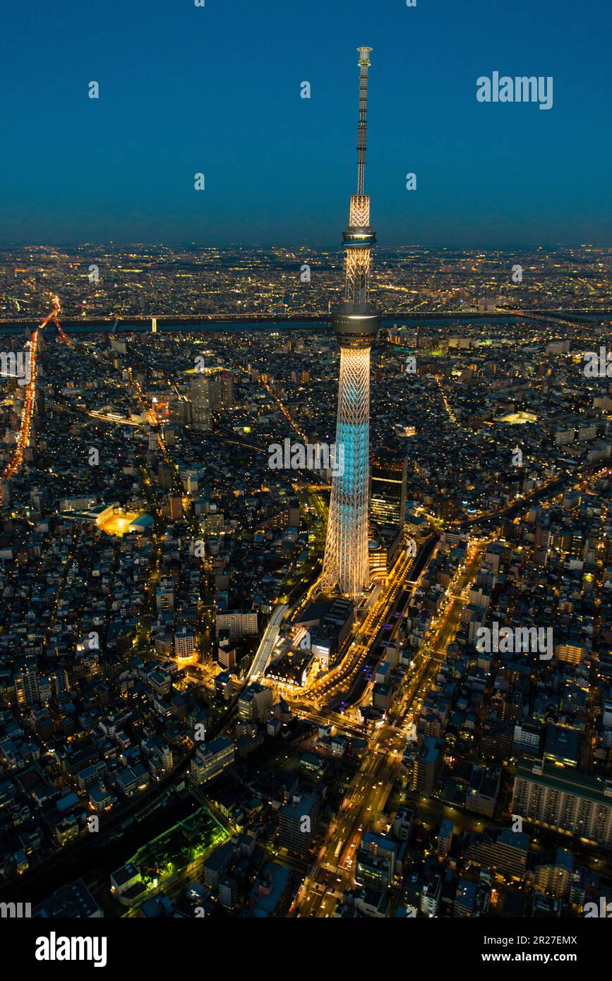 Aerial night view of Tokyo Sky Tree Stock Photo - Alamy