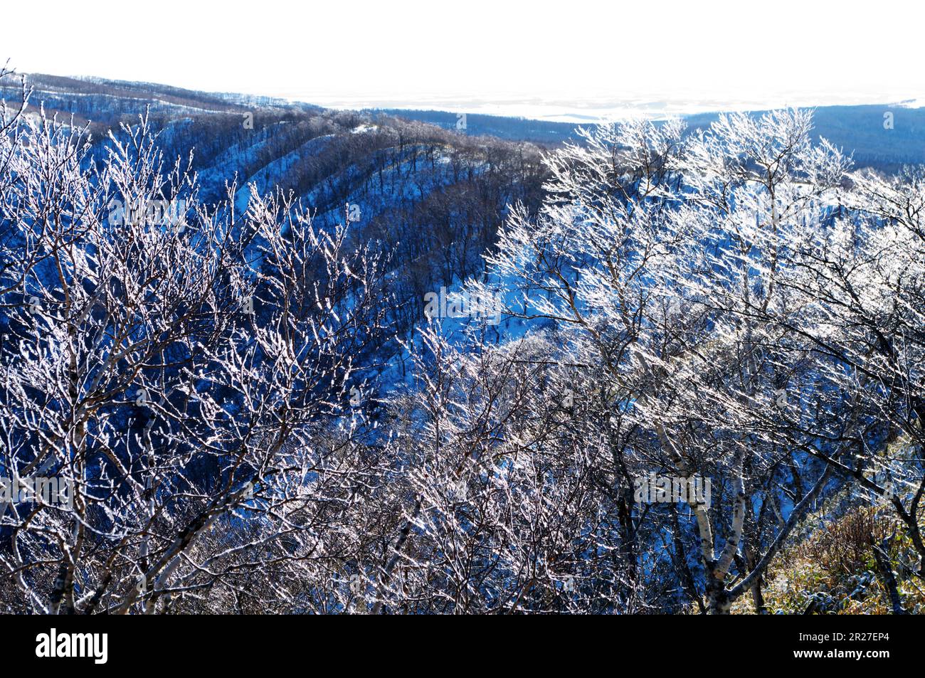 Lake Masshu’s rime ice seen from Daiichi Observation Deck Stock Photo ...