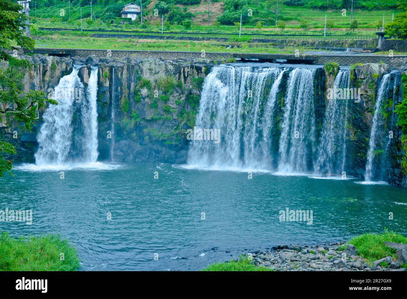 Waterfalls top 100 waterfalls hi-res stock photography and images - Alamy