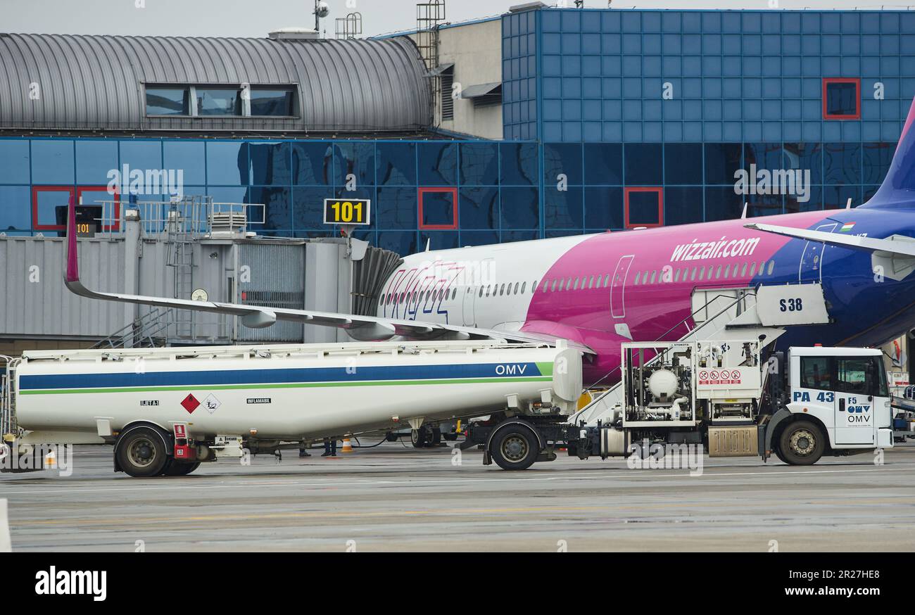 Omv letter hi-res stock photography and images - Alamy