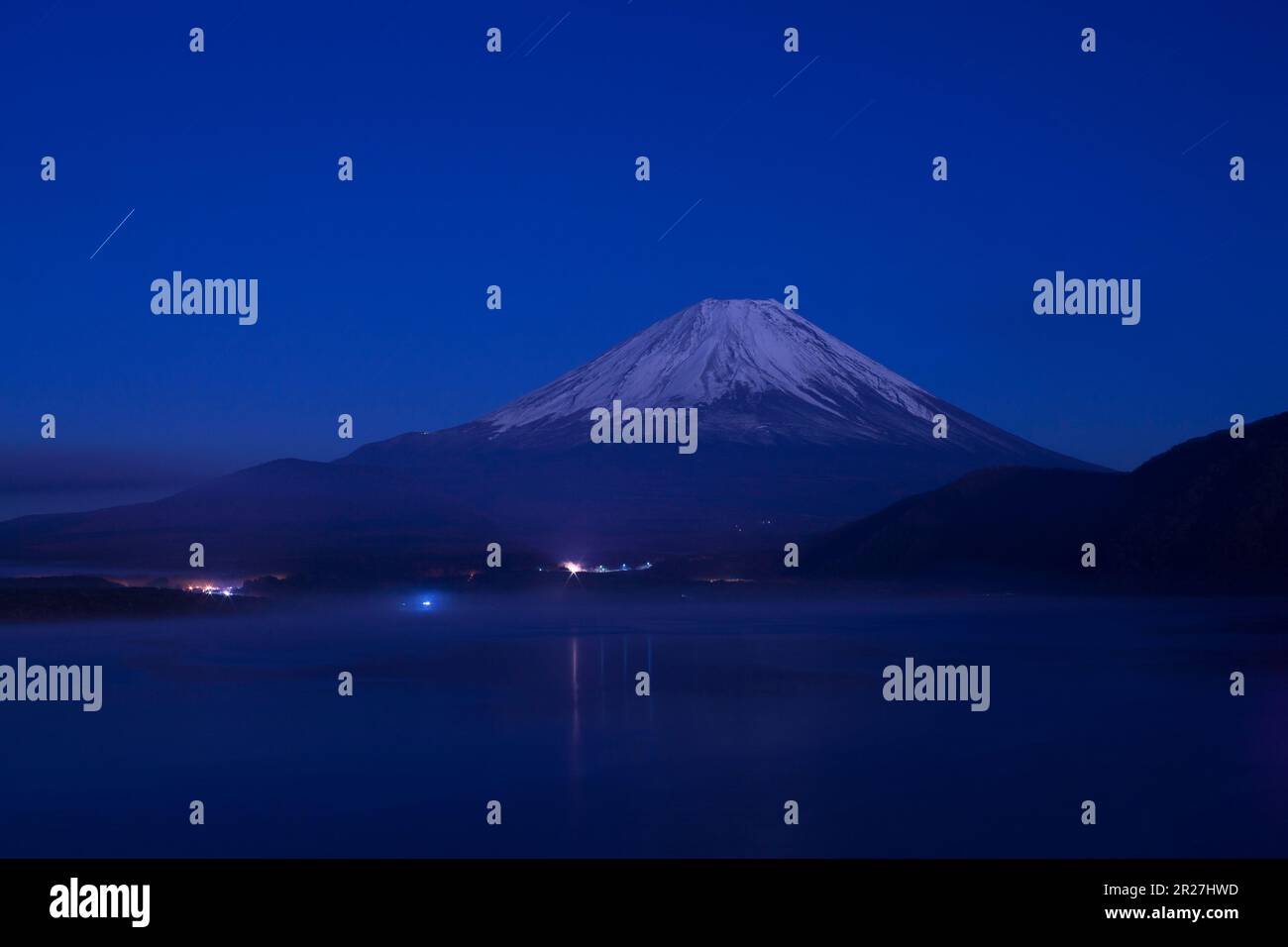 Night Mount Fuji from Lake Motosu Stock Photo - Alamy