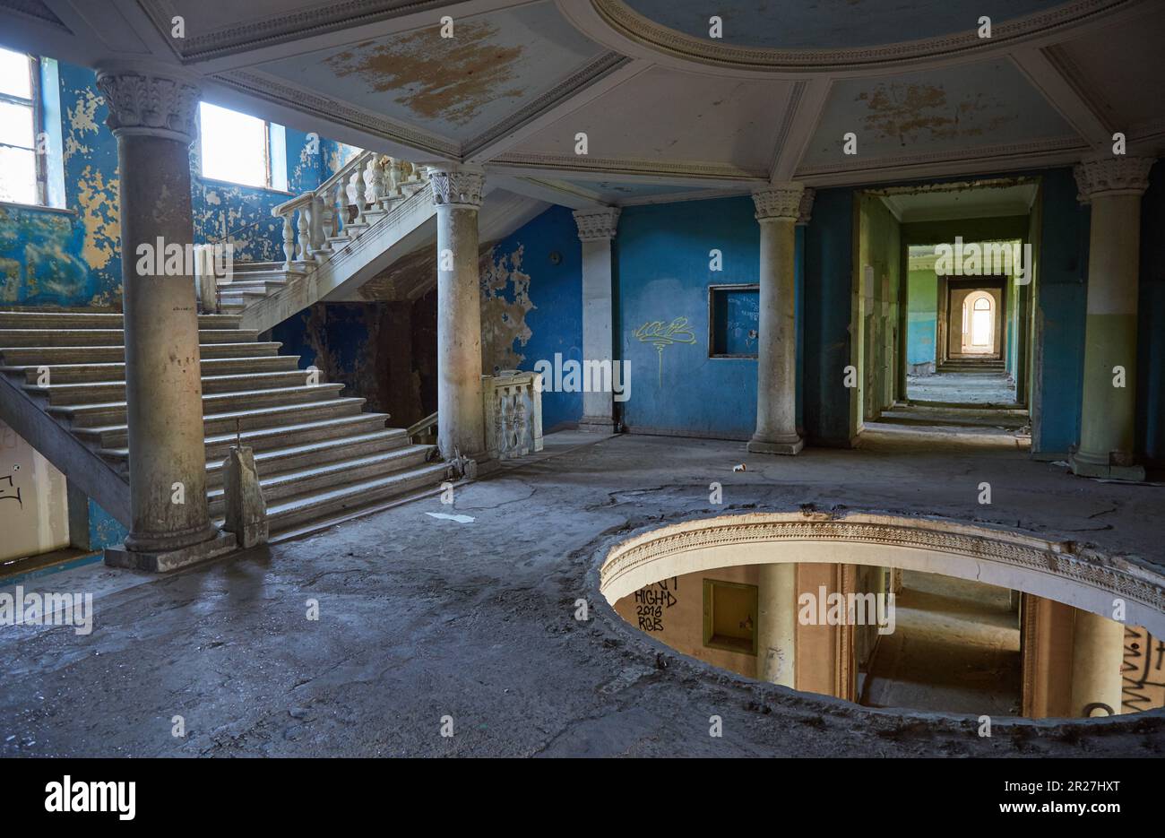 The former Soviet spa town of Tskaltubo in Georgia is now in ruins, and ...