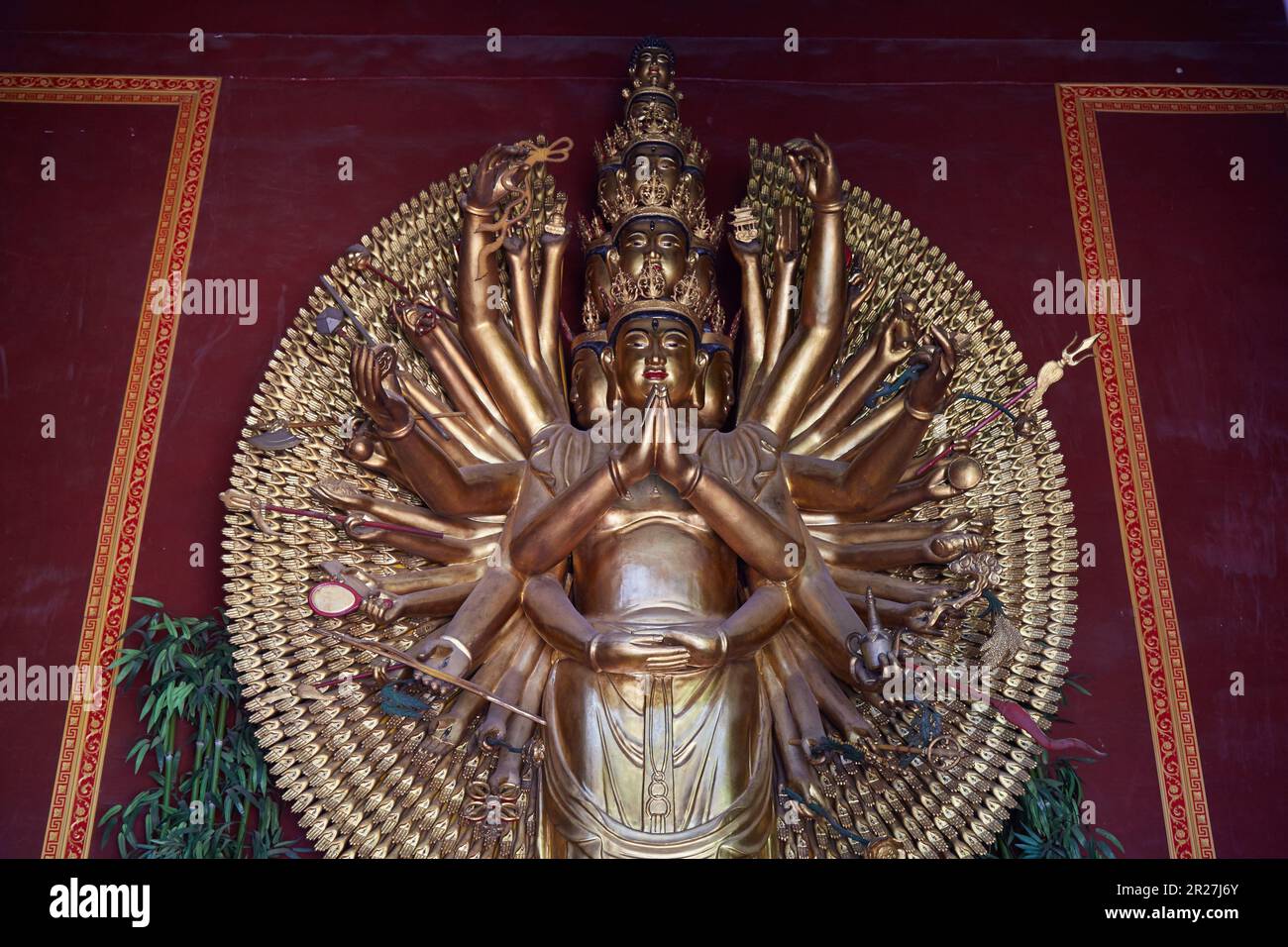 The Buddhist Kaifu Temple in Changsha, capital of Hunan Province Stock ...
