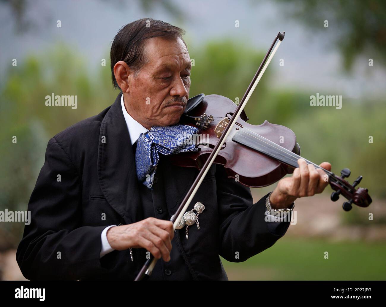 Musicians playing in mariachi band hi-res stock photography and images ...