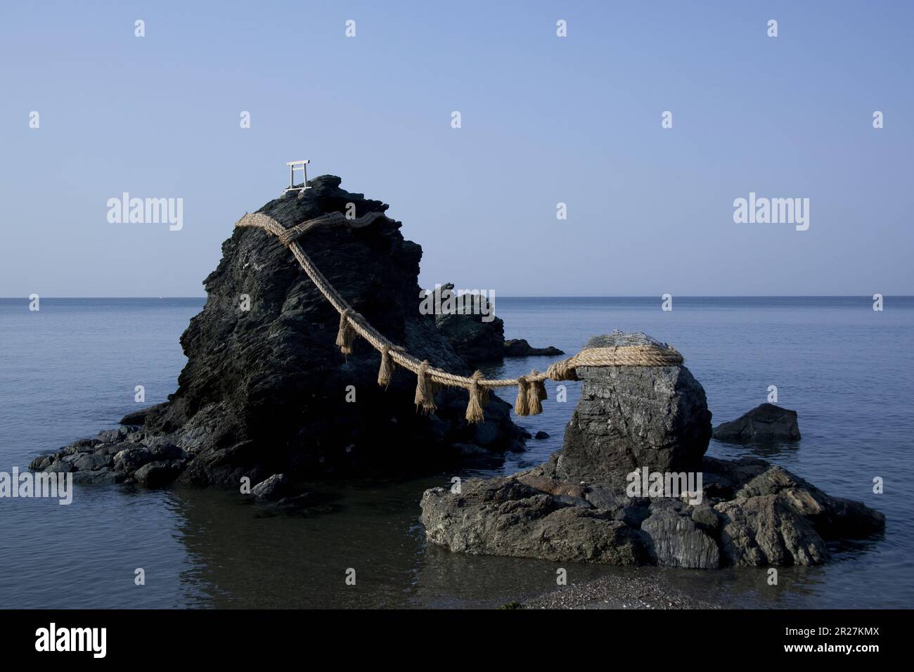 Futamigauchi Meotoiwa rock Stock Photo - Alamy