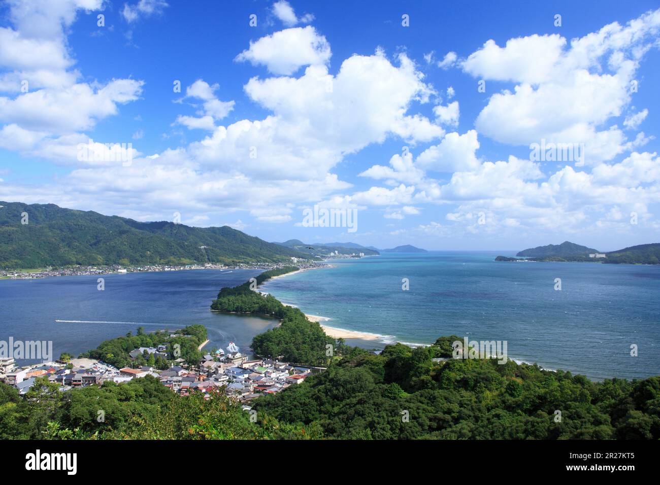 Amanohashidate autumn hi-res stock photography and images - Alamy