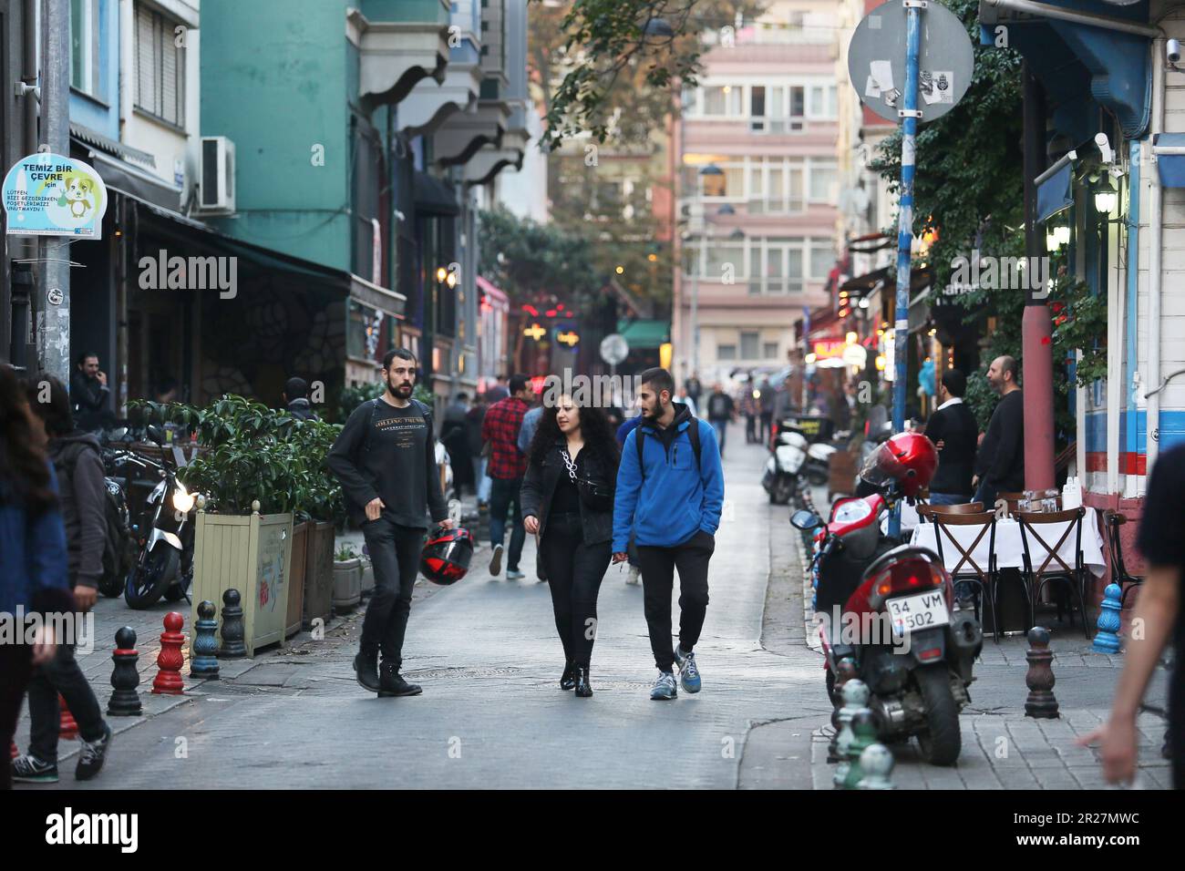 Barlar sokagi hi-res stock photography and images - Alamy