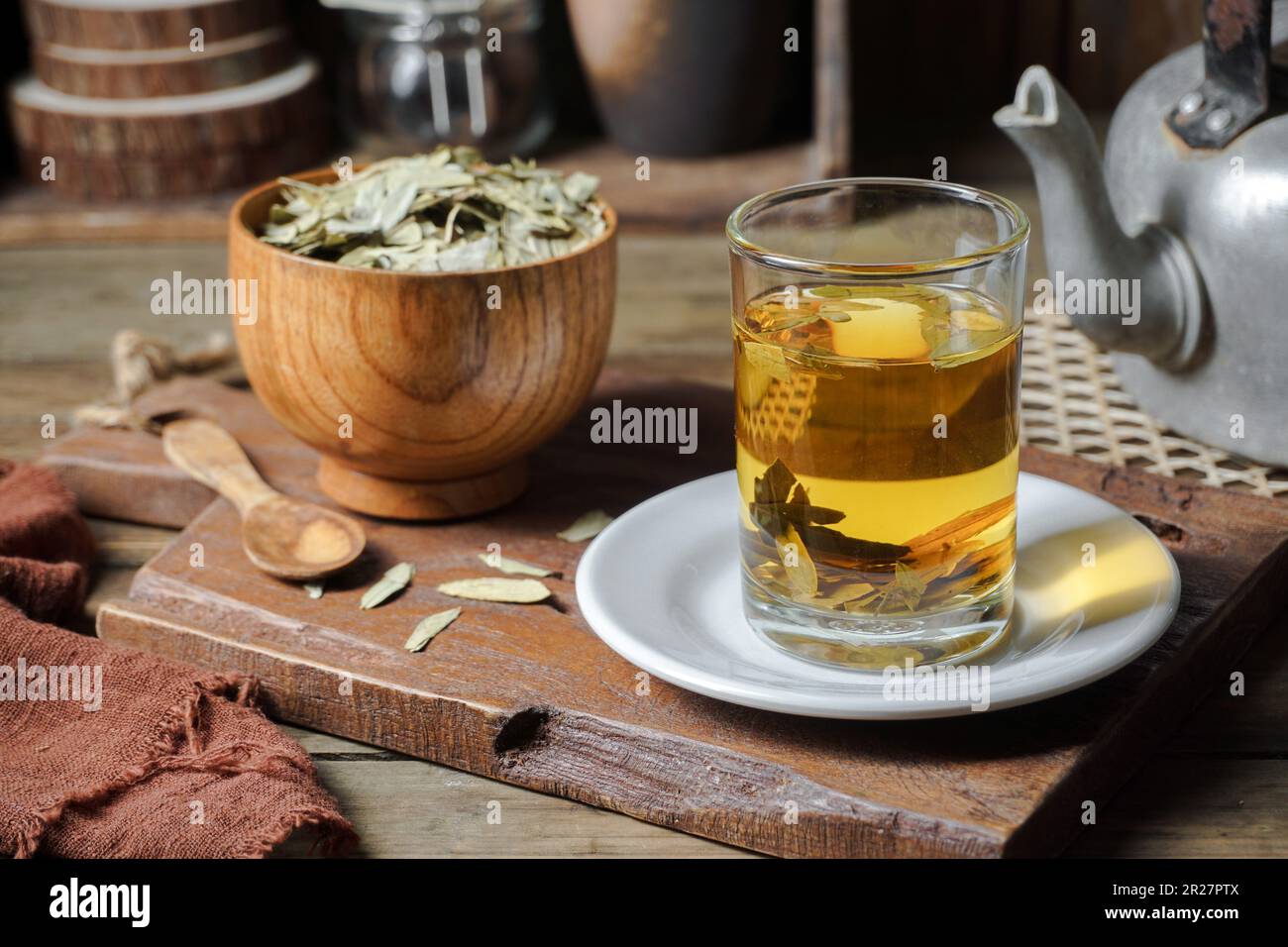 Medication senna dry tea leaf Stock Photo - Alamy