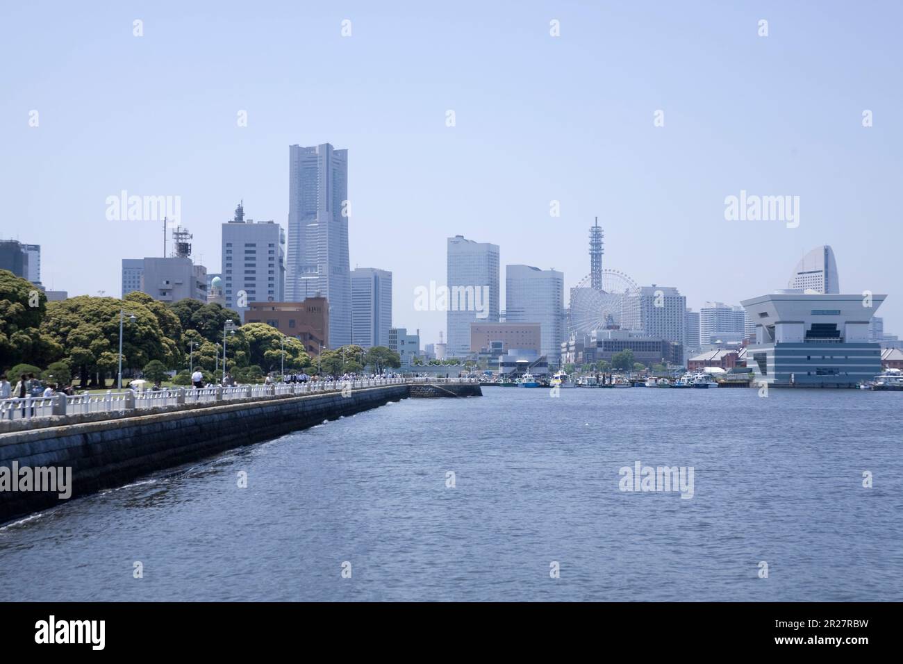 Yamashita park street hi-res stock photography and images - Alamy