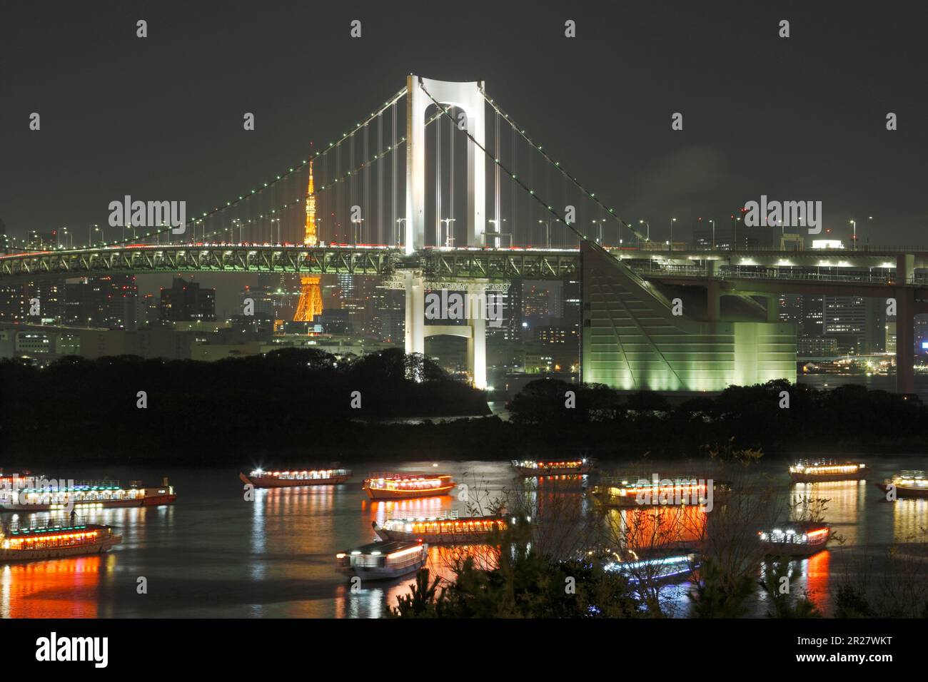 Night view of the Rainbow bridge and houseboats at Odaiba Stock Photo ...