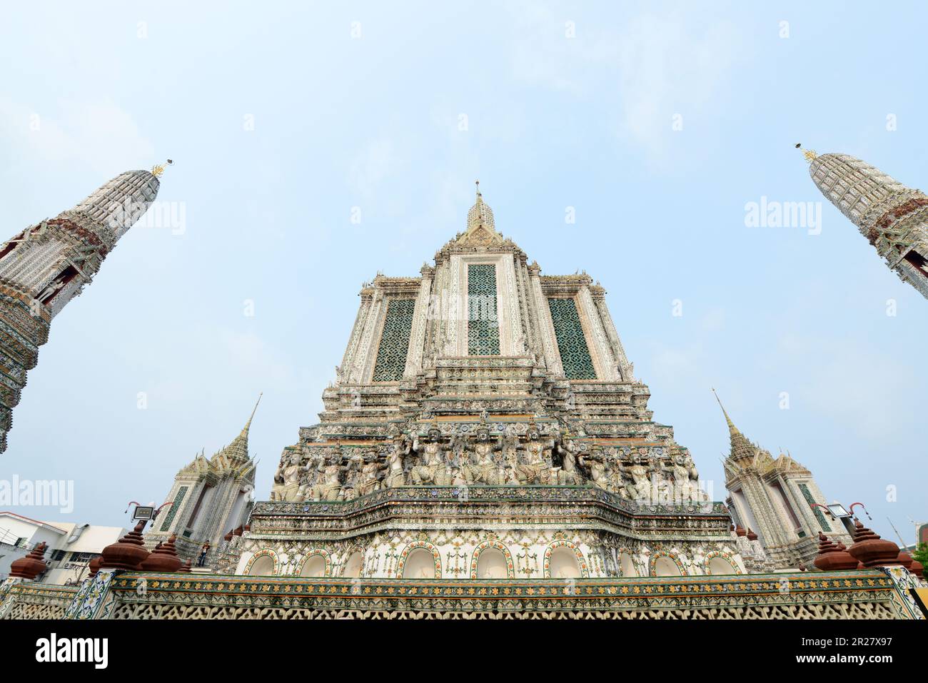 Wat Arun ("Temple of Dawn") in Bangkok, Thailand Stock Photo - Alamy