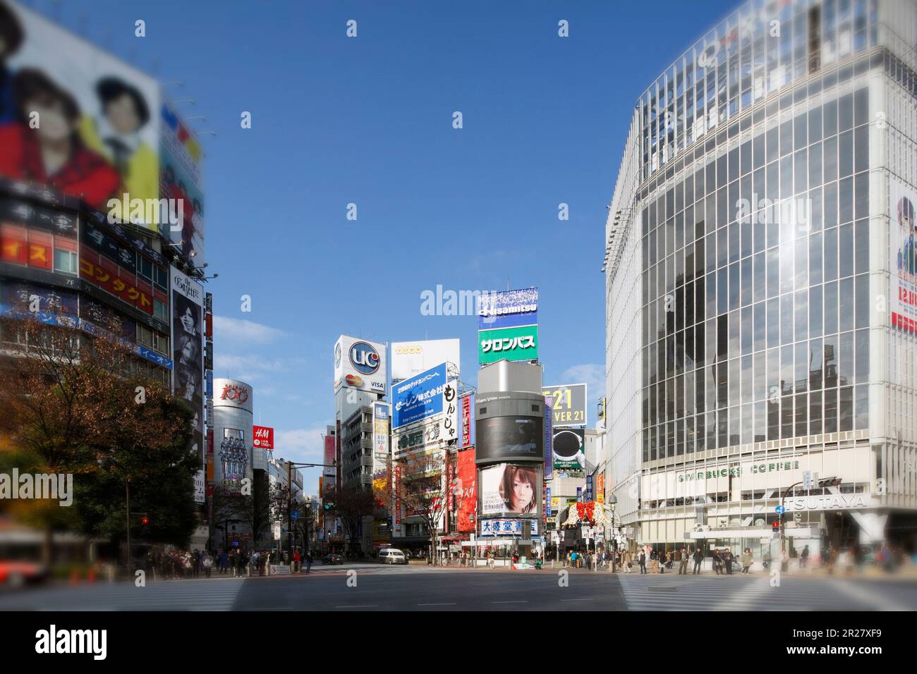 Shibuya Train Station Crosswalk Stock Photo - Alamy