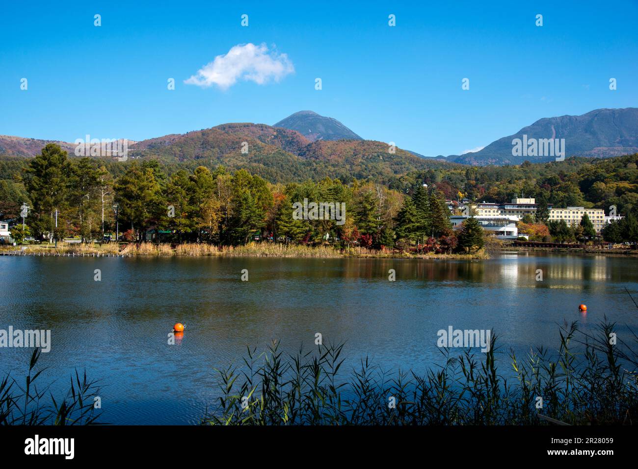 Lake Tateshinako and Mt Yatsugatake mountains Mt Tateshinayama Stock ...