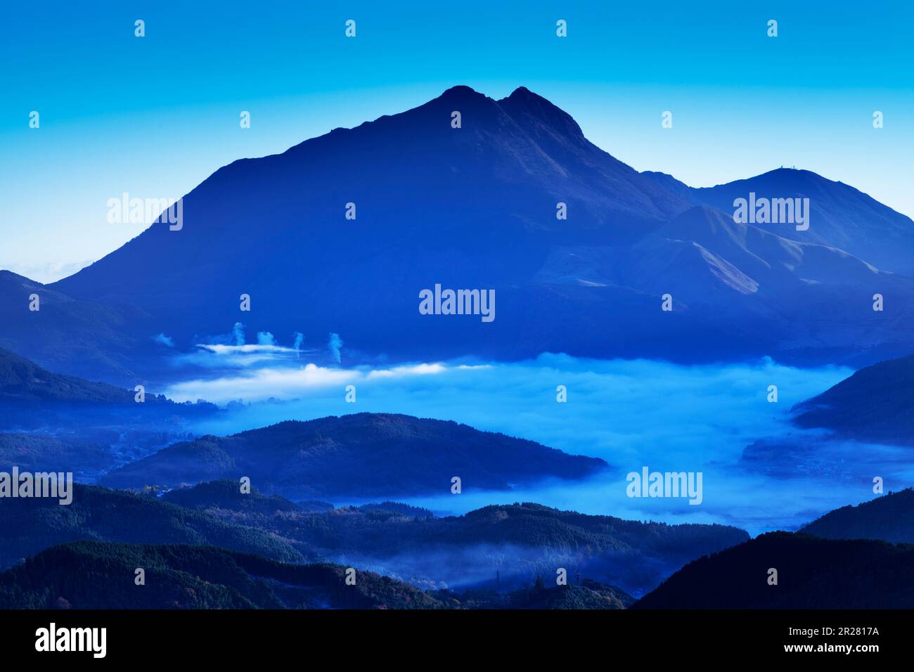 Morning Yufuin and Mt. Yufudake Stock Photo - Alamy