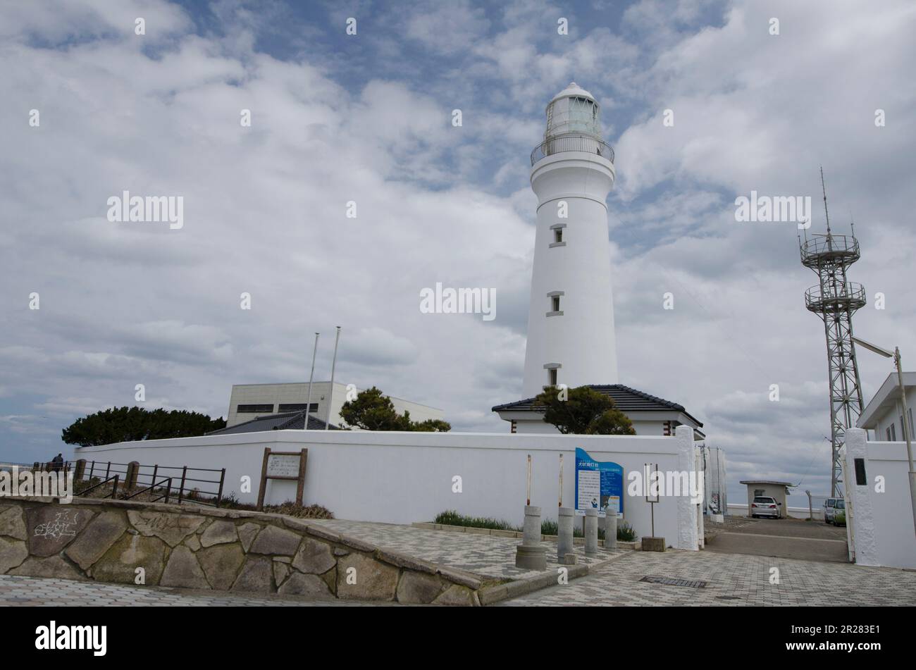 Lighthouse dog barked saikyo Lighthouse British design Western No. 1 ...