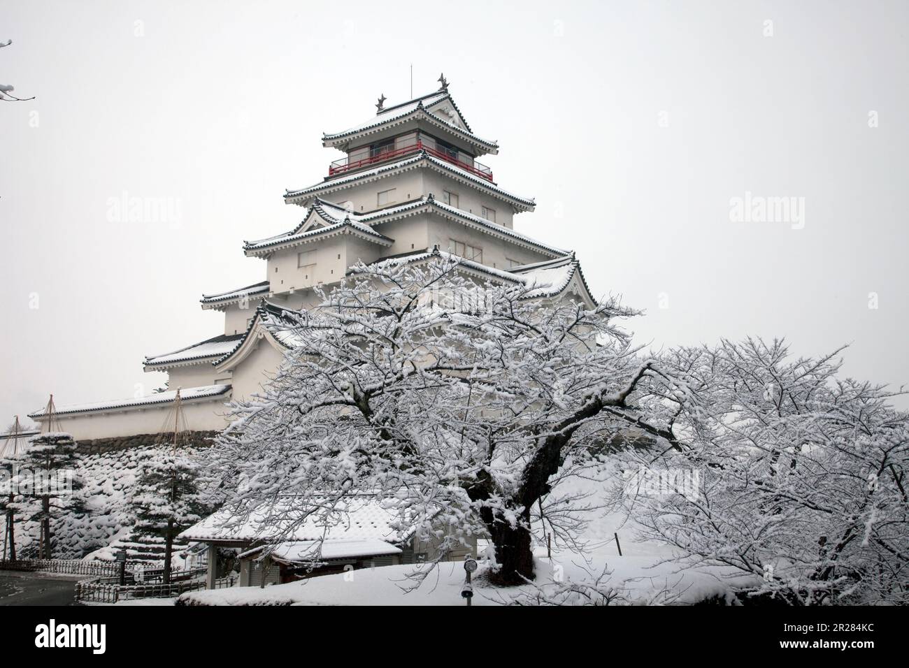 Tsuruga castle in aizuwakamatsu hi-res stock photography and images - Alamy