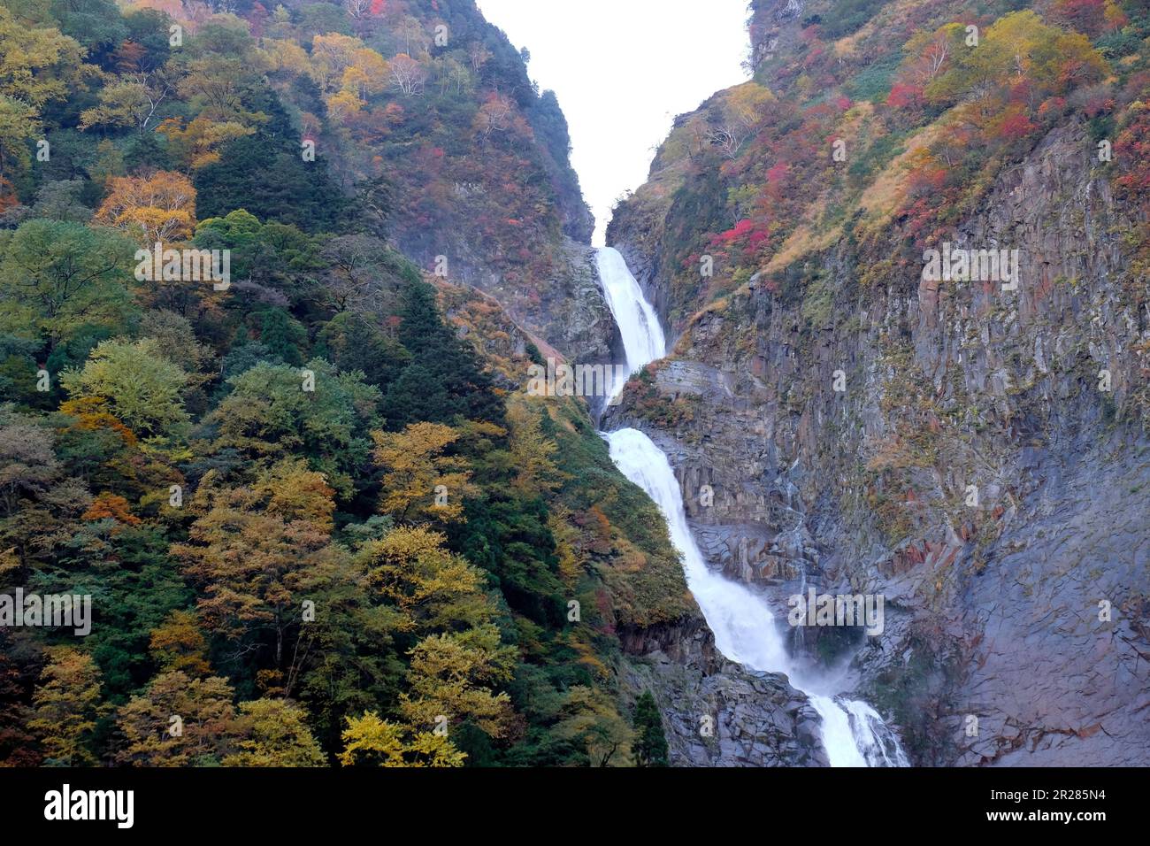 Shomyo waterfall hi-res stock photography and images - Alamy