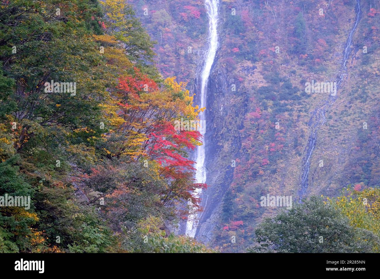 Shomyo falls hi-res stock photography and images - Alamy