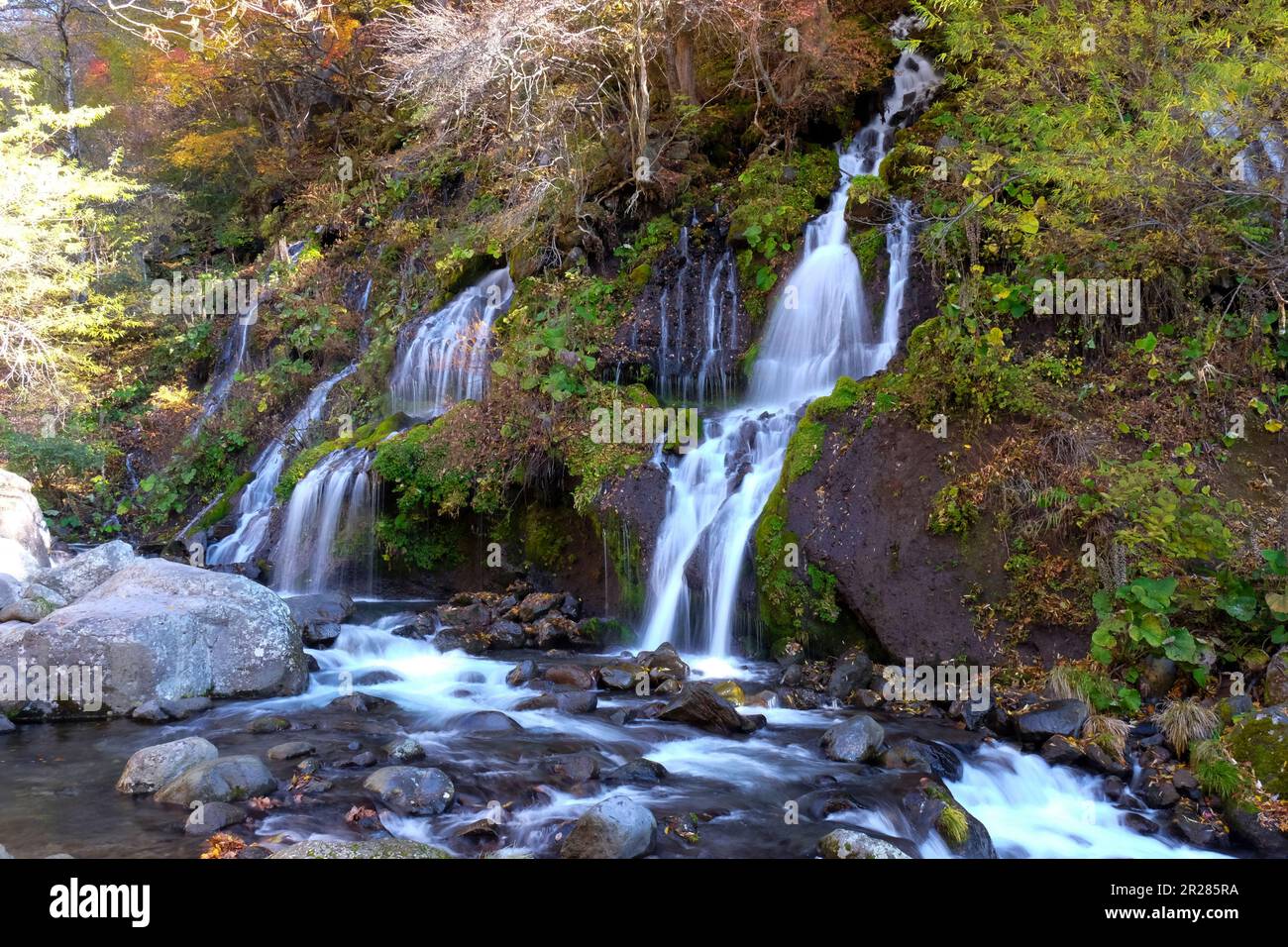 Doryuno waterfall hi-res stock photography and images - Alamy