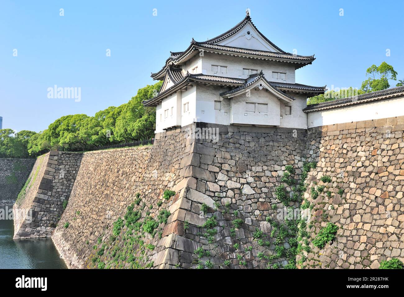 Osaka Castle, sengan turret Stock Photo - Alamy
