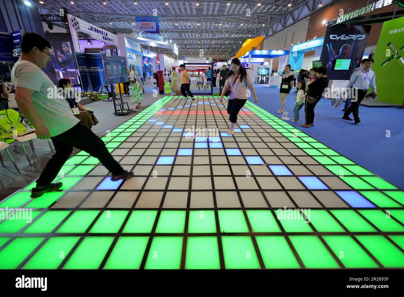 QINGDAO, CHINA - MAY 17, 2023 - Visitors play the "Jumping Grid ...