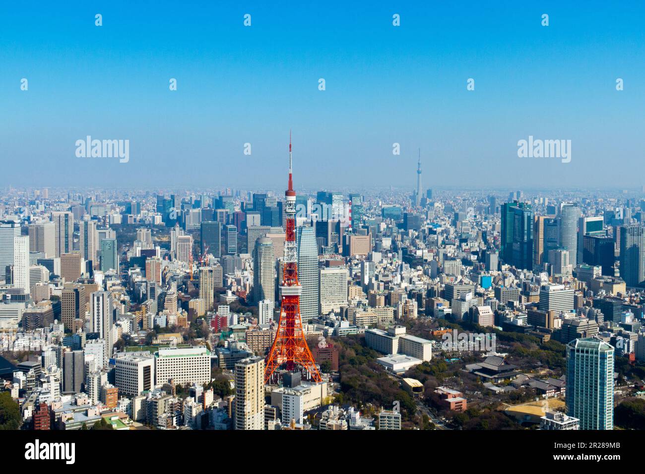 Aerial view of Tokyo Tower and Tokyo sky tree Stock Photo - Alamy