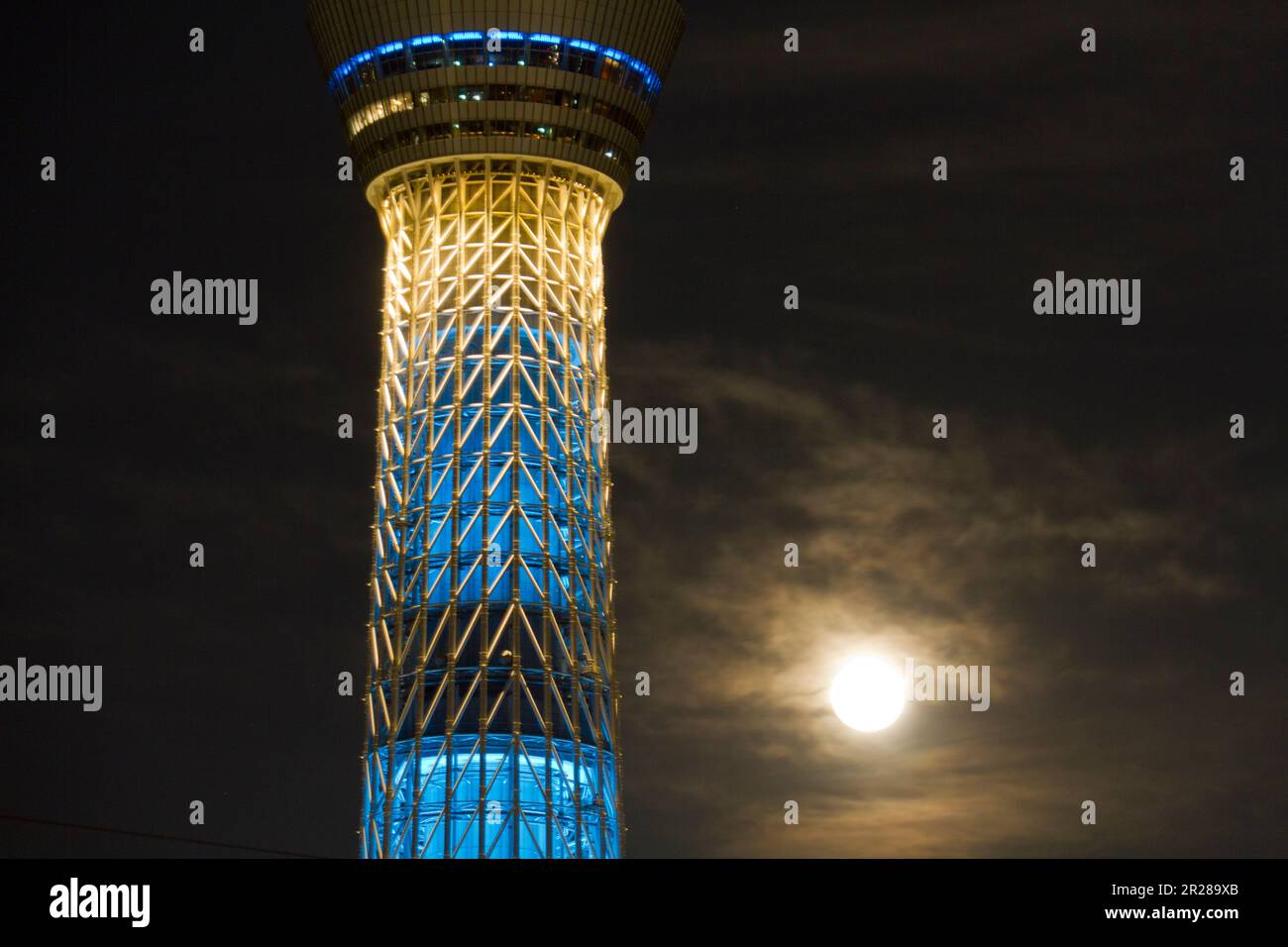 Tokyo tower and moon hi-res stock photography and images - Alamy