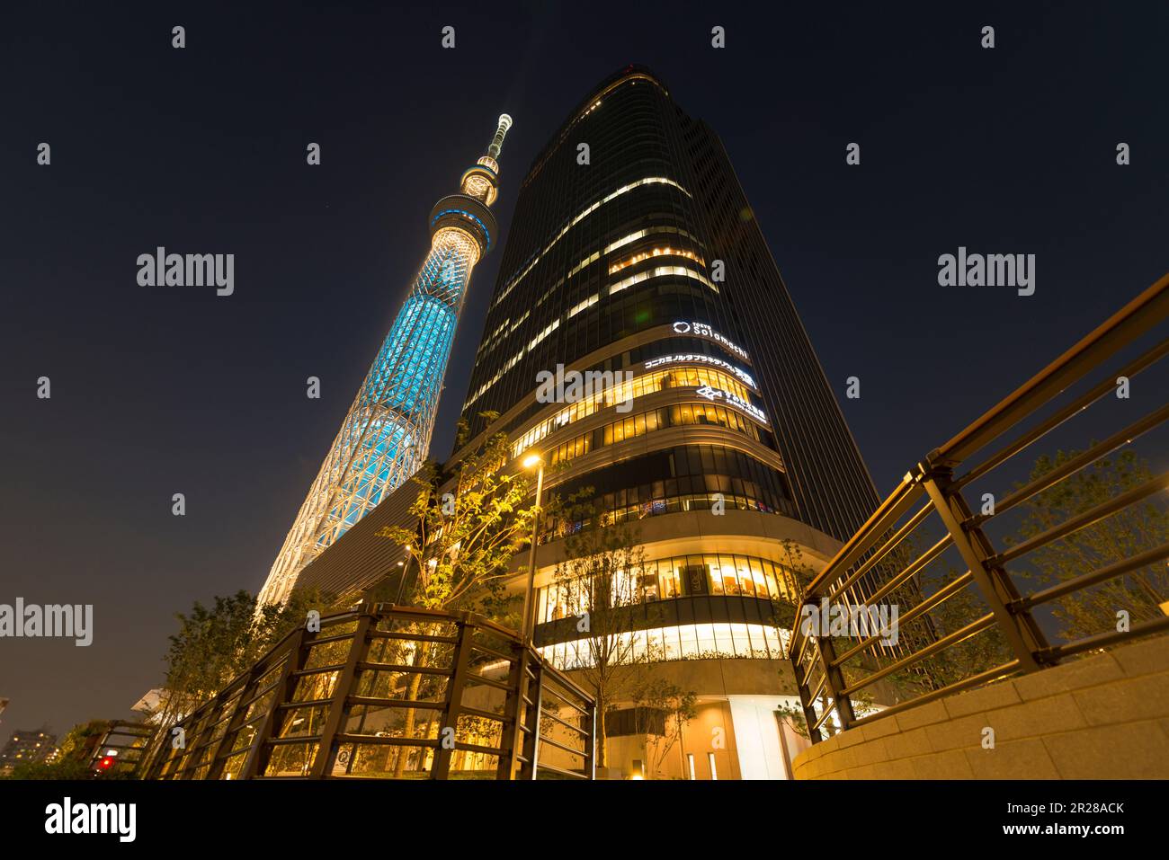 Tokyo Sky Tree lit up (Trendy) and Tokyo Solamachi Stock Photo - Alamy