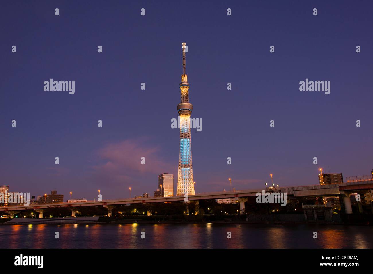 Tokyo Sky Tree Night View ( chic Stock Photo - Alamy