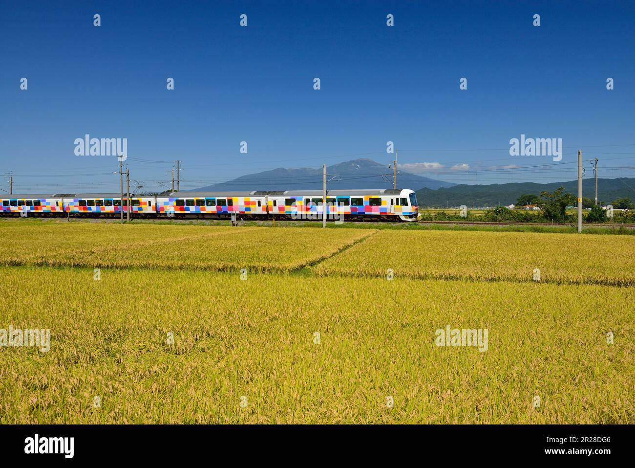Glimpse of rapid express train Kirakira Uetsu running on JR Uetsu main ...