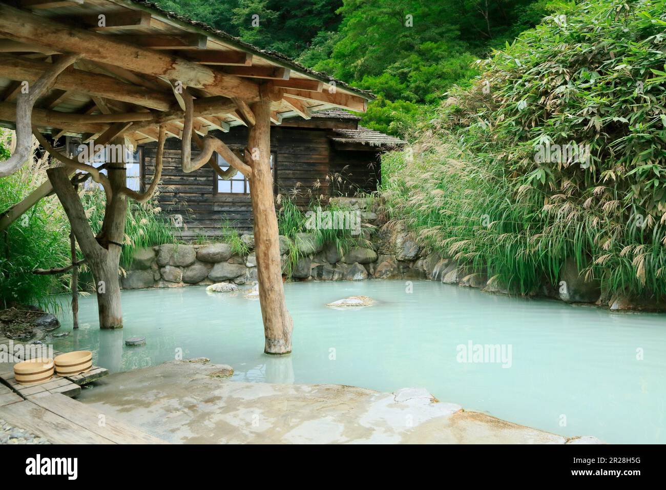 Tsurunoyu hot springs hi-res stock photography and images - Alamy