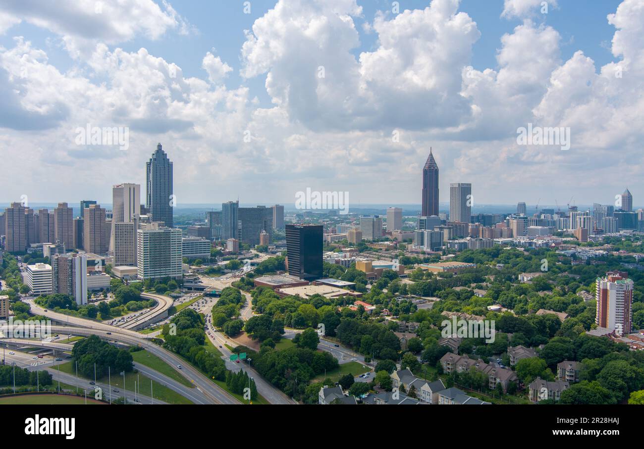 The downtown and Midtown Atlanta skyline from above the Jackson Street ...
