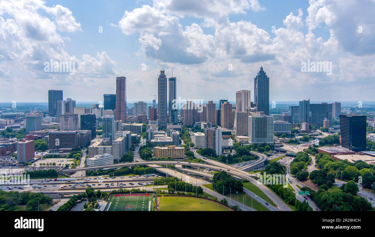 The downtown Atlanta skyline from above the Jackson Street Bridge Stock ...