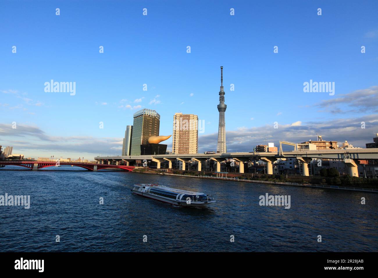 Tokyo sky tree from Komagata bridge Stock Photo - Alamy