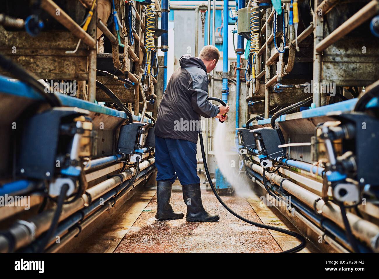 Messy warehouse production hi-res stock photography and images - Alamy