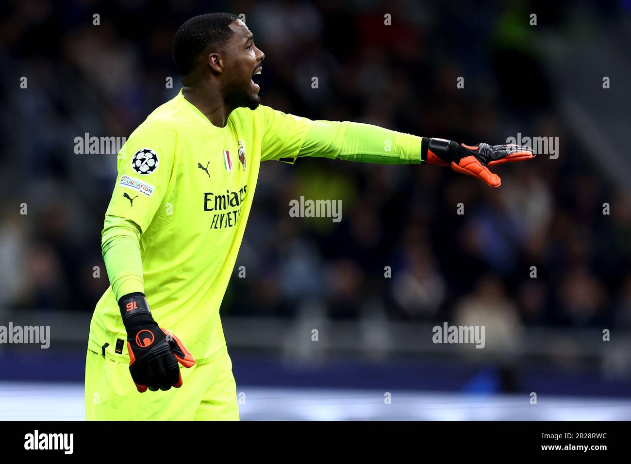 Mike Maignan of Ac Milan gestures during the Uefa Champions League semi ...