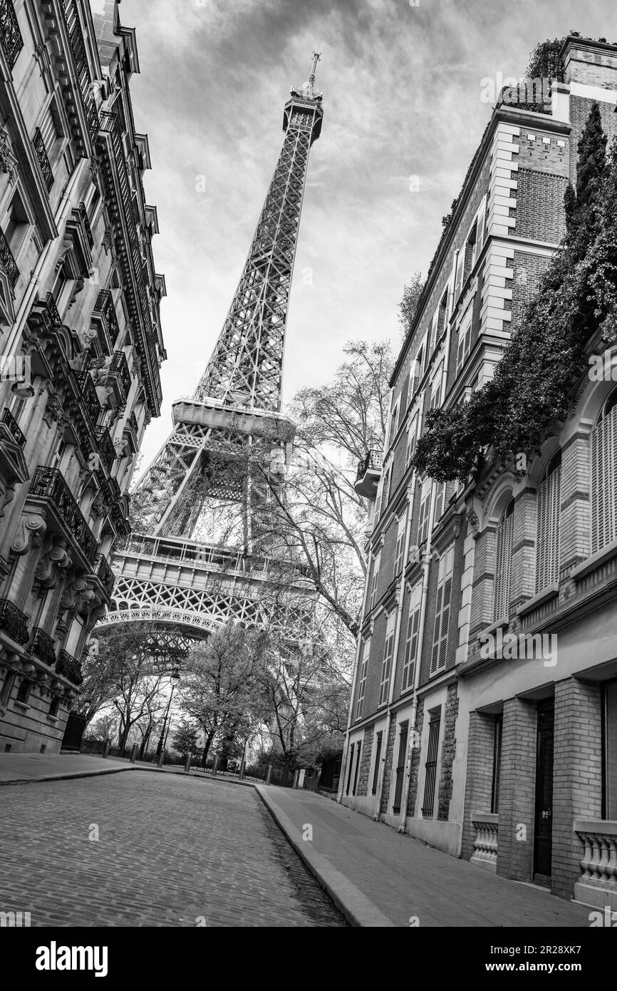 Elegant landmark Black and White Stock Photos & Images - Alamy