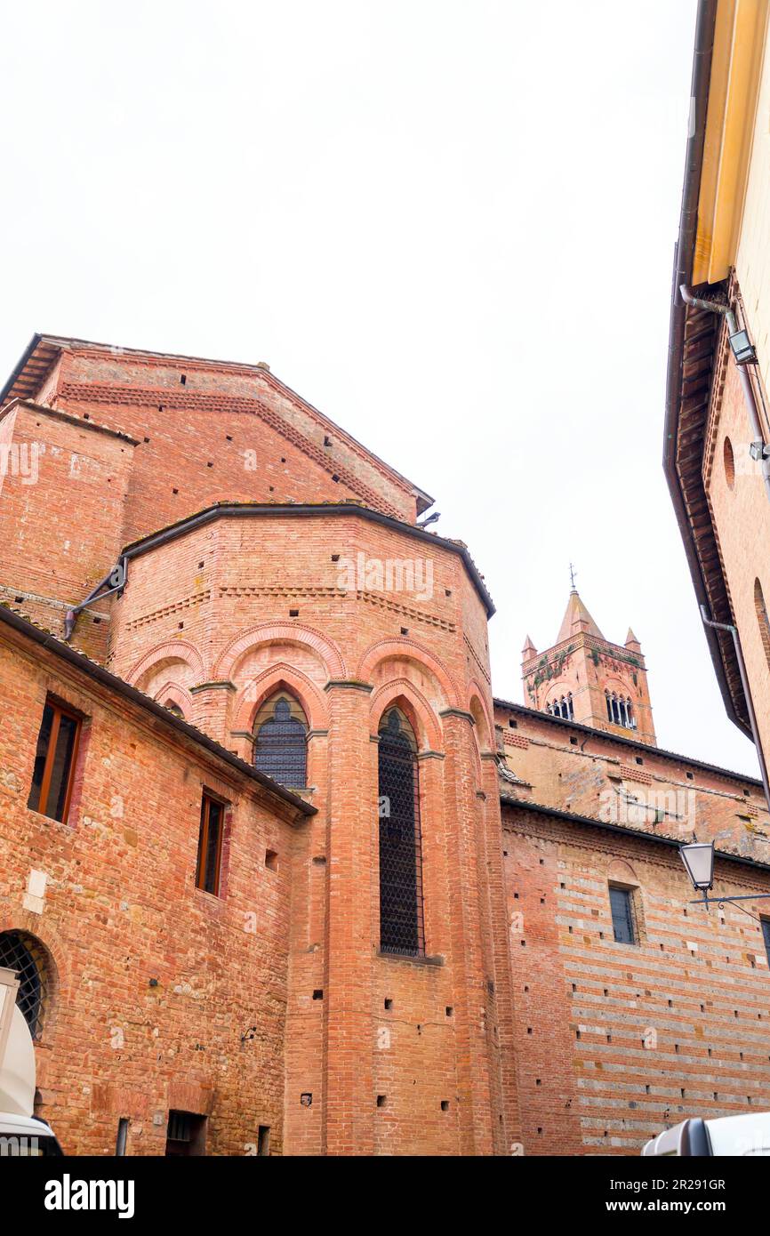 Tuscan romanesque architecture hi-res stock photography and images - Alamy