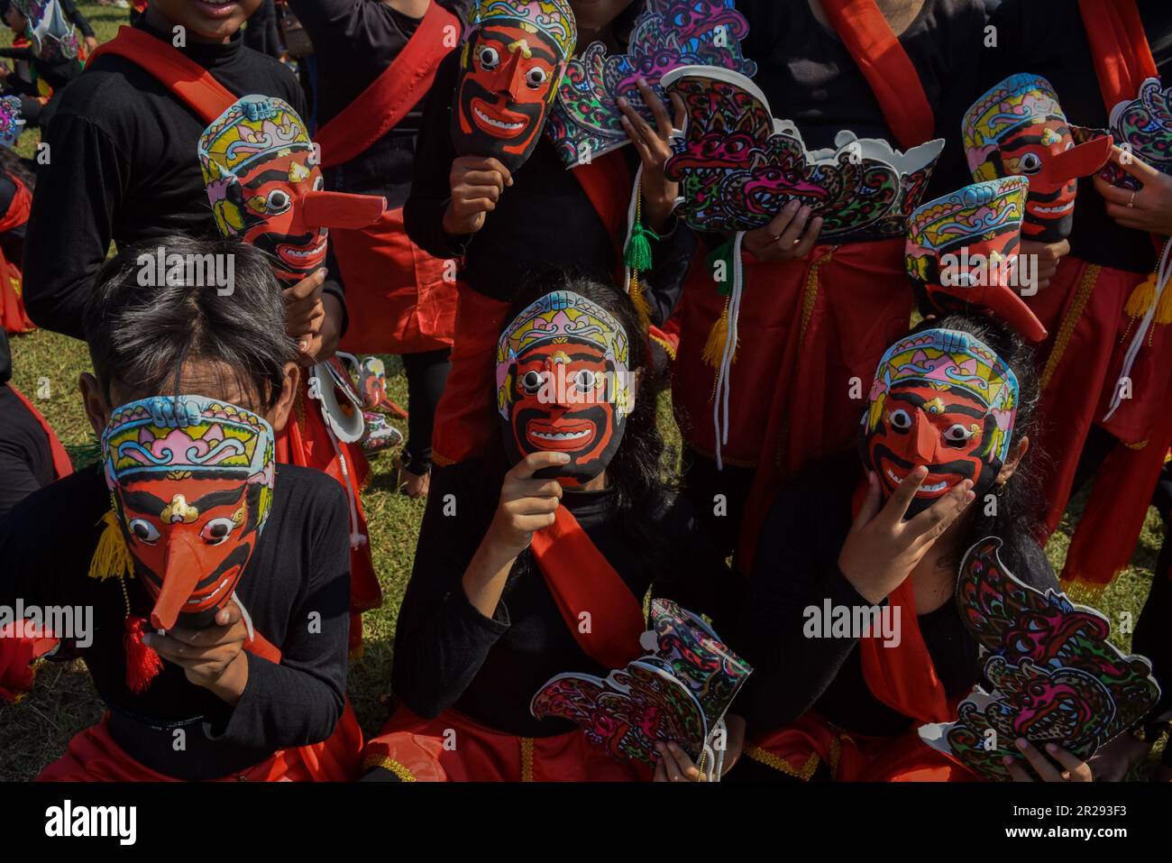Indonesian ethnic groups hi-res stock photography and images - Alamy