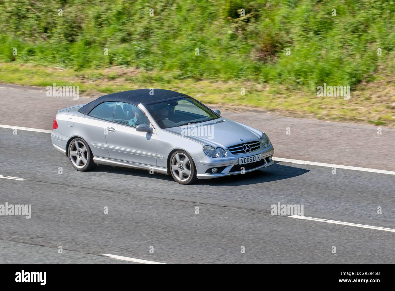 2006 Mercedes Benz Clk280 Sport Avantgarde Auto; Vehicular traffic ...
