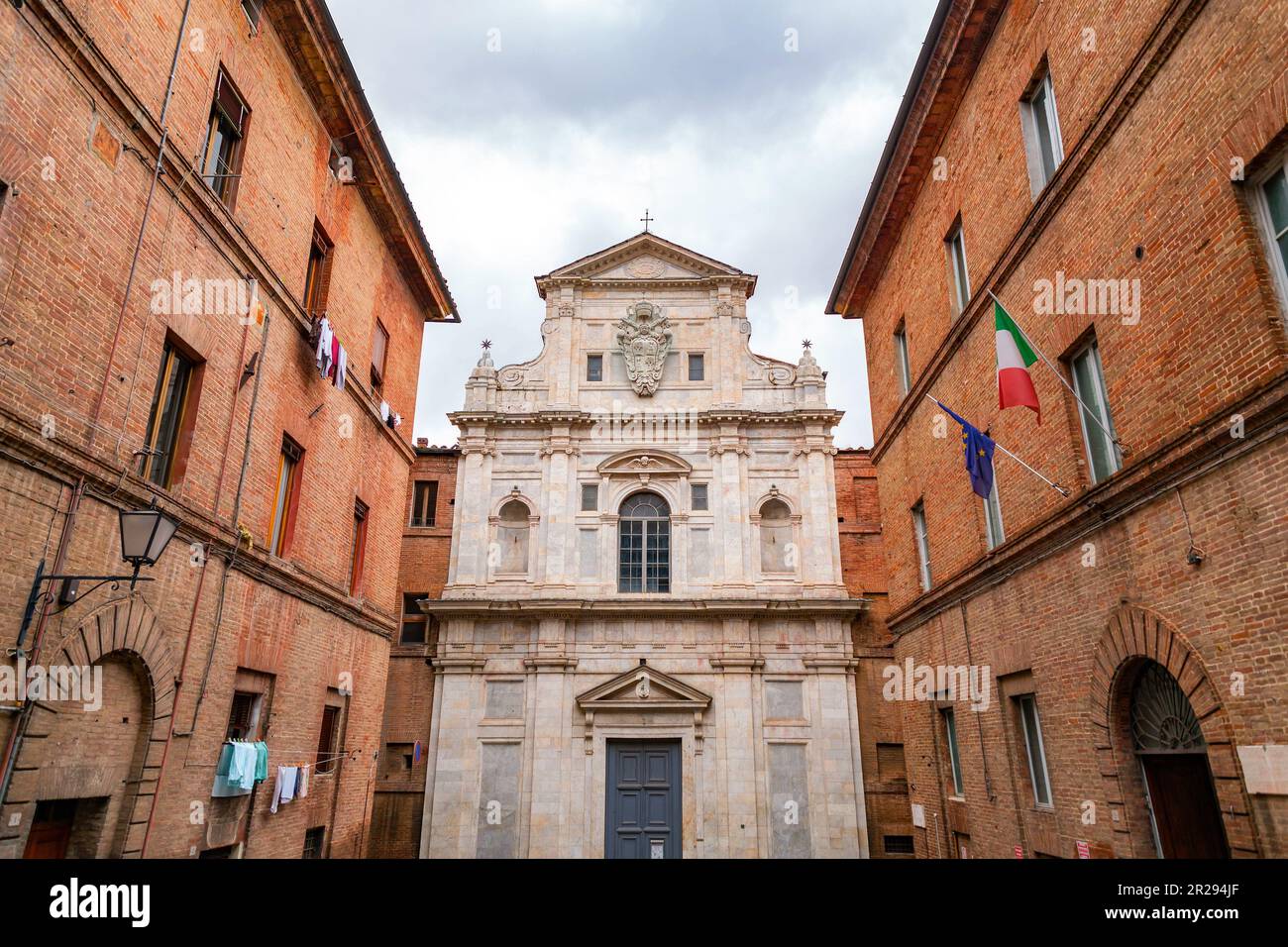 Pantoneto hi-res stock photography and images - Alamy