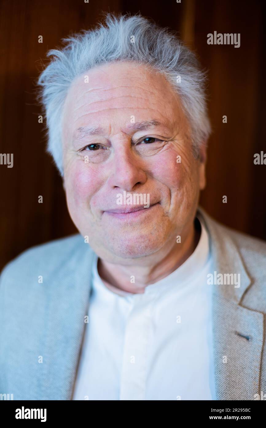 Menken hi-res stock photography and images - Alamy