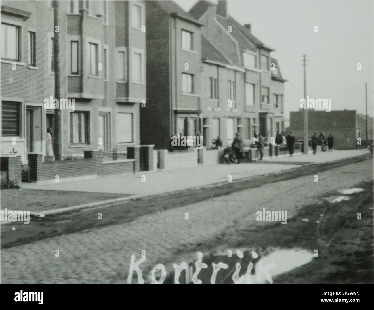 WW2 - WWII, 1940 german soldiers invades Belgium, Kortrijk Courtrai ...