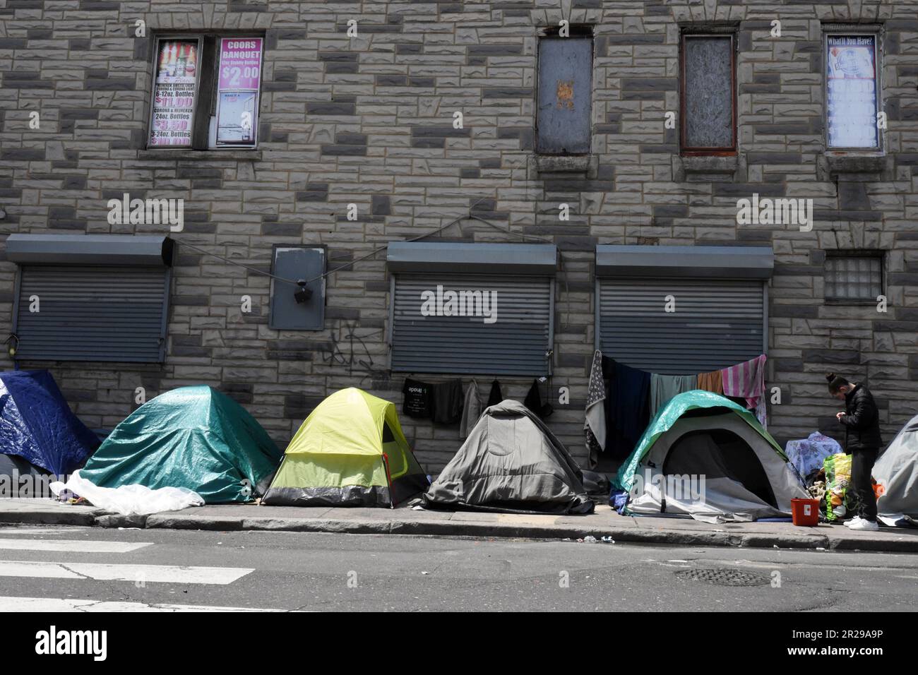 Philadelphia, Pennsylvania, September 2023. thousands of addicts are ...