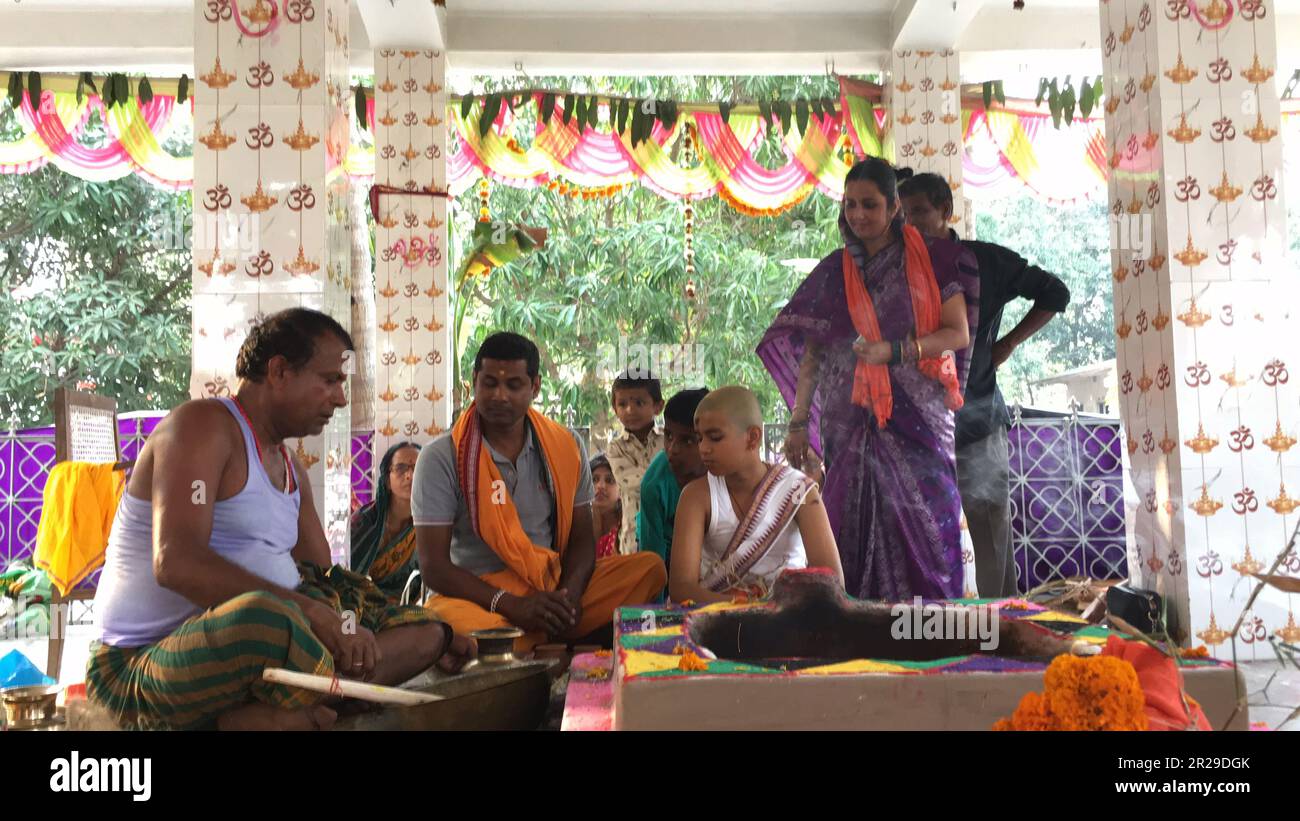 Hindu brahmin Upanayana or The sacred thread ceremony. His entry into ...